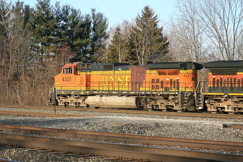 BNSF 4325